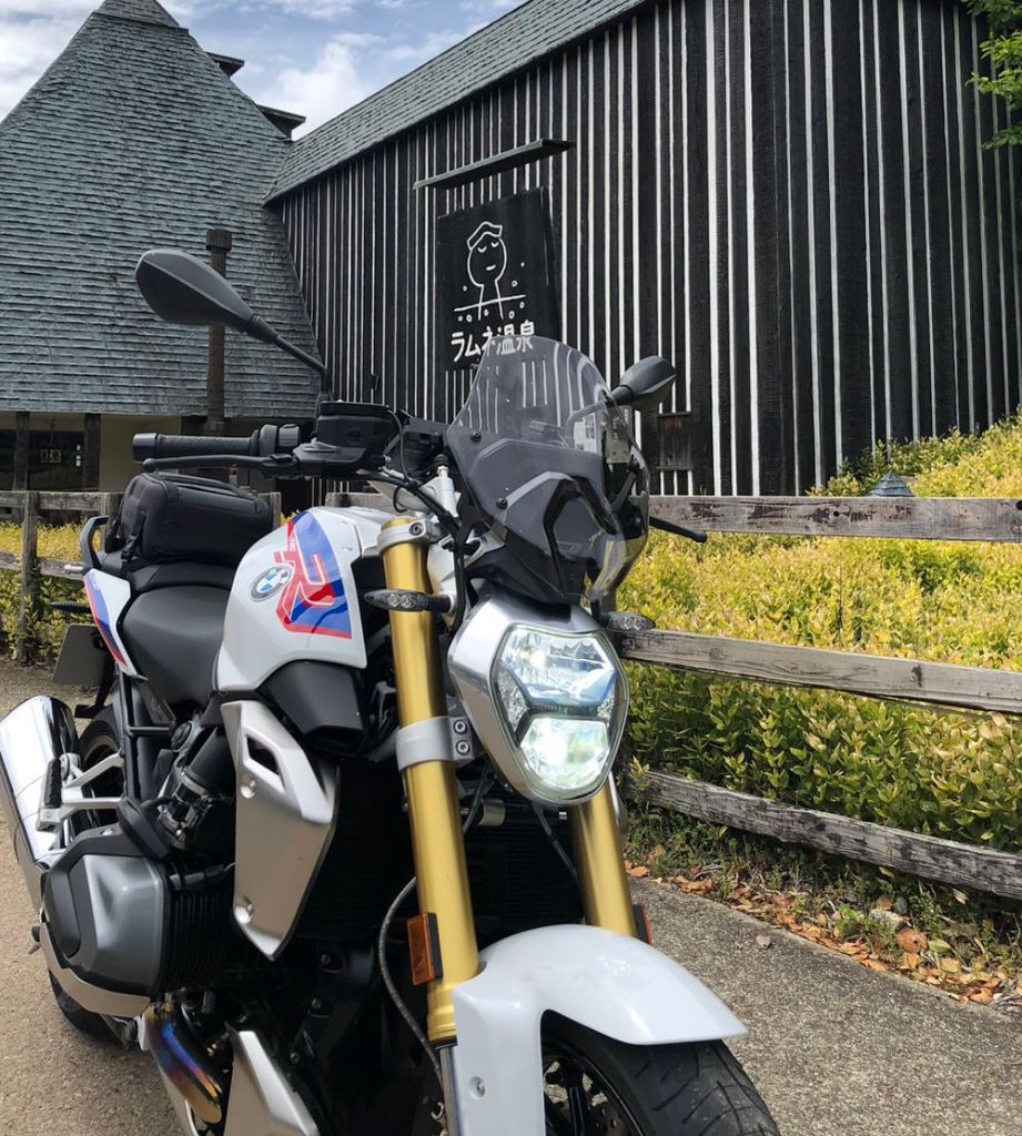 BMW R1250R LED headlight replacement – 「しまりす堂」情報BOX